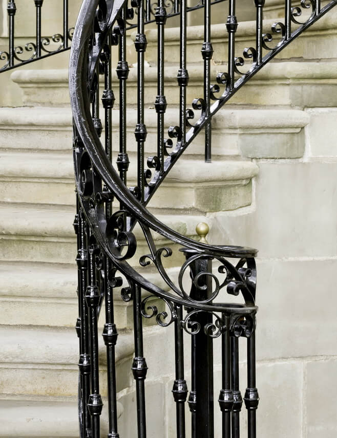 Custom Railings Mississauga | Royal Oak Railing & Stair Ltd.